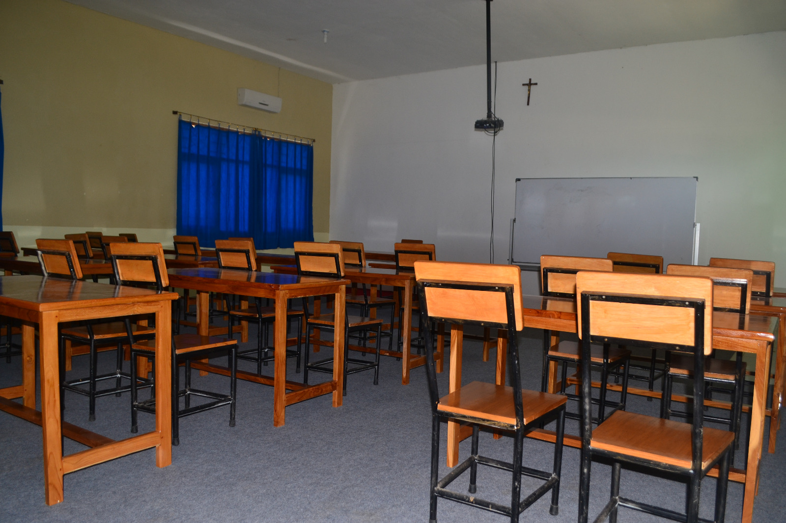 Fasilitas – UNIVERSITAS KATOLIK WEETEBULA